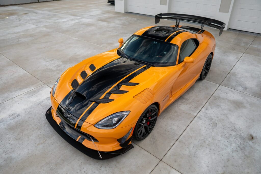 Découvrez la Dodge Viper ACR : La Supercar Américaine aux Performances ...